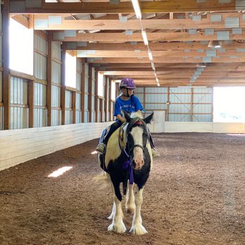 CROSS CREEK STABLES - Updated November 2025 - 76 Photos & 11 Reviews ...