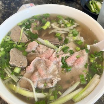 PHO CHANDLER - Updated July 2025 - 675 Photos & 980 Reviews - 4055 S ...