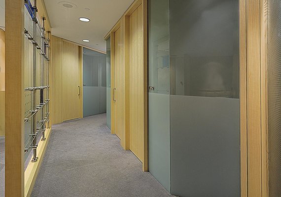 SLATER VECCHIO - Updated January 2026 - 18 Photos - 777 Dunsmuir Street ...