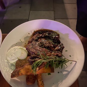 ASTRA - Updated May 2024 - 826 Photos & 708 Reviews - 2121 NW 2nd Ave ...