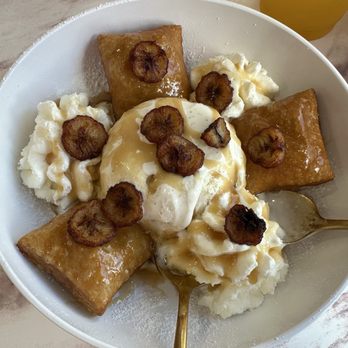 BEIGNETS & BREW - Updated October 2025 - 180 Photos & 54 Reviews - 2079 ...