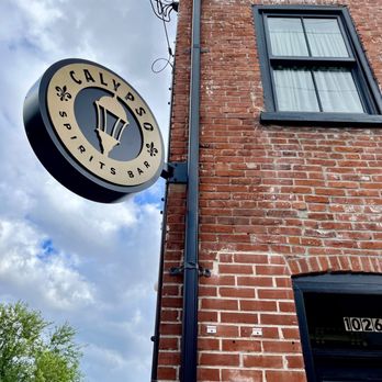 CALYPSO SPIRITS BAR - Updated June 2024 - 60 Photos & 22 Reviews - 1026 ...