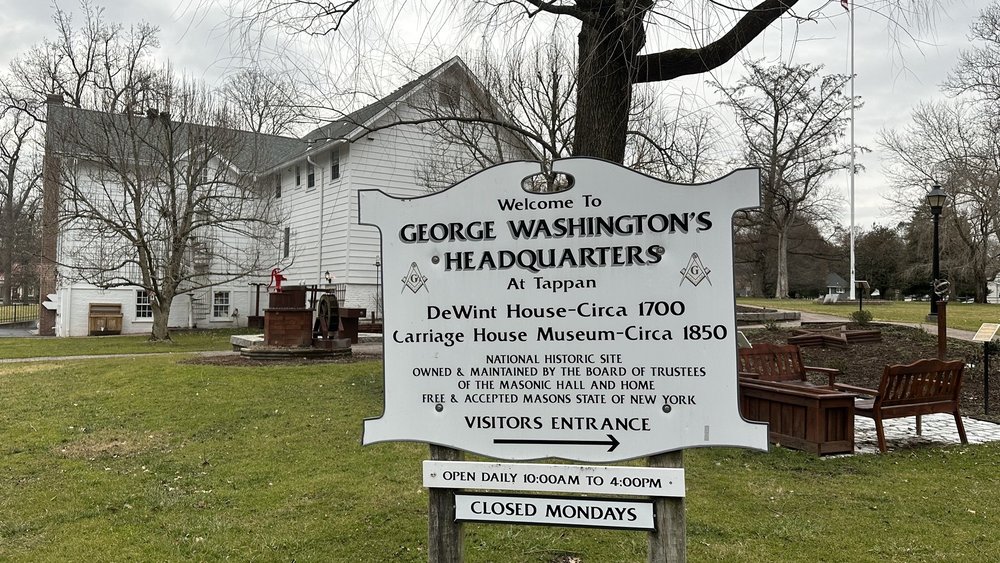 THE DEWINT HOUSE: GEORGE WASHINGTON HEADQUARTERS - 20 Livingston St ...