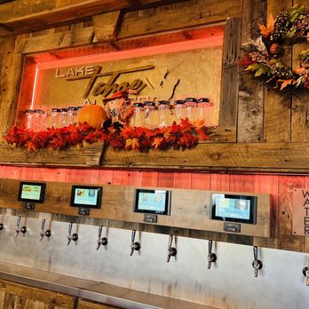 LAKE TAHOE ALEWORX STATELINE - Updated August 2024 - 403 Photos & 551 ...