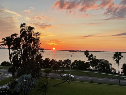 HI-FI ROOFTOP BAR - Updated September 2025 - 128 Photos & 87 Reviews ...