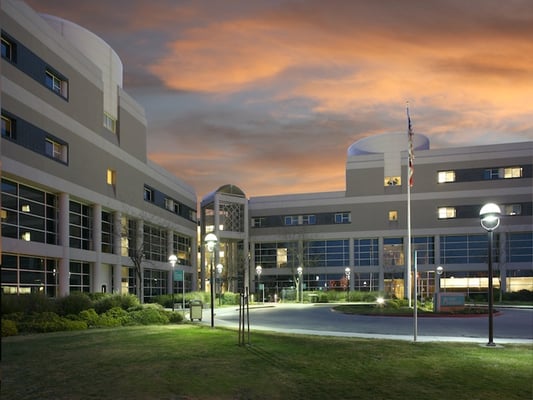 KAISER PERMANENTE FRESNO MEDICAL CENTER - Updated January 2026 - 98 ...
