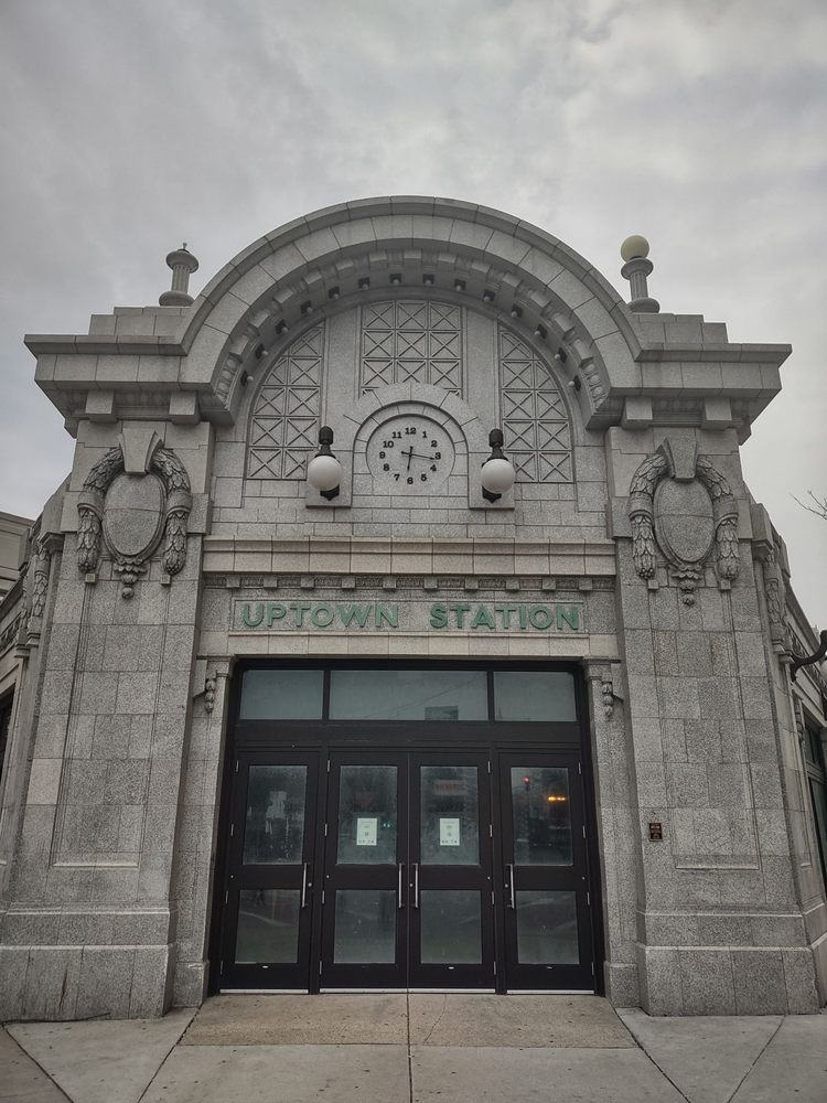 CTA - WILSON RED LINE STATION - Updated May 2026 - 89 Photos & 33 ...
