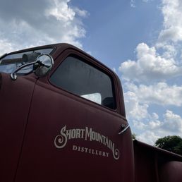 SHORT MOUNTAIN DISTILLERY - Updated July 2025 - 184 Photos & 94 Reviews ...