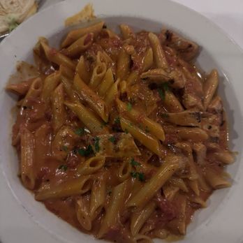 JACKSON HALL AMERICAN BAR & GRILLE - Updated May 2025 - 371 Photos ...