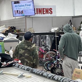 VALLEY THRIFT STORE - Updated October 2025 - 125 Photos & 213 Reviews ...