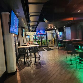 INK N IVY - Updated August 2025 - 610 Photos & 839 Reviews - 222 S ...