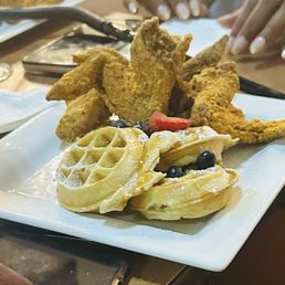SERV RESTAURANT - Updated July 2025 - 35 Photos & 10 Reviews - 6635 ...