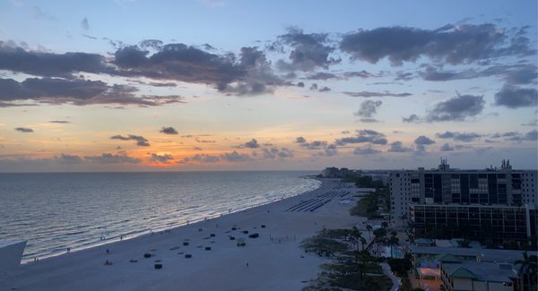 LEVEL 11 ROOFTOP BAR & LOUNGE - 344 Photos & 158 Reviews - 5250 Gulf ...