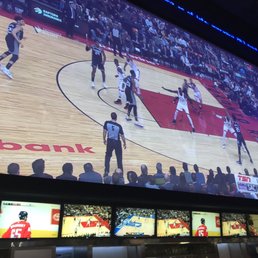 REAL SPORTS - Updated January 2026 - 509 Photos & 567 Reviews - 15 York ...