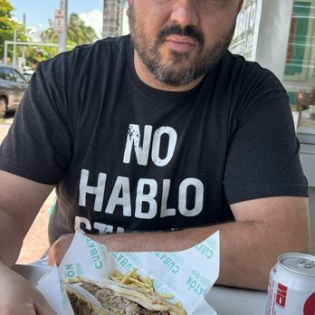 CUBATÓN SANDWICH SHOP - Updated December 2024 - 131 Photos & 83 Reviews ...