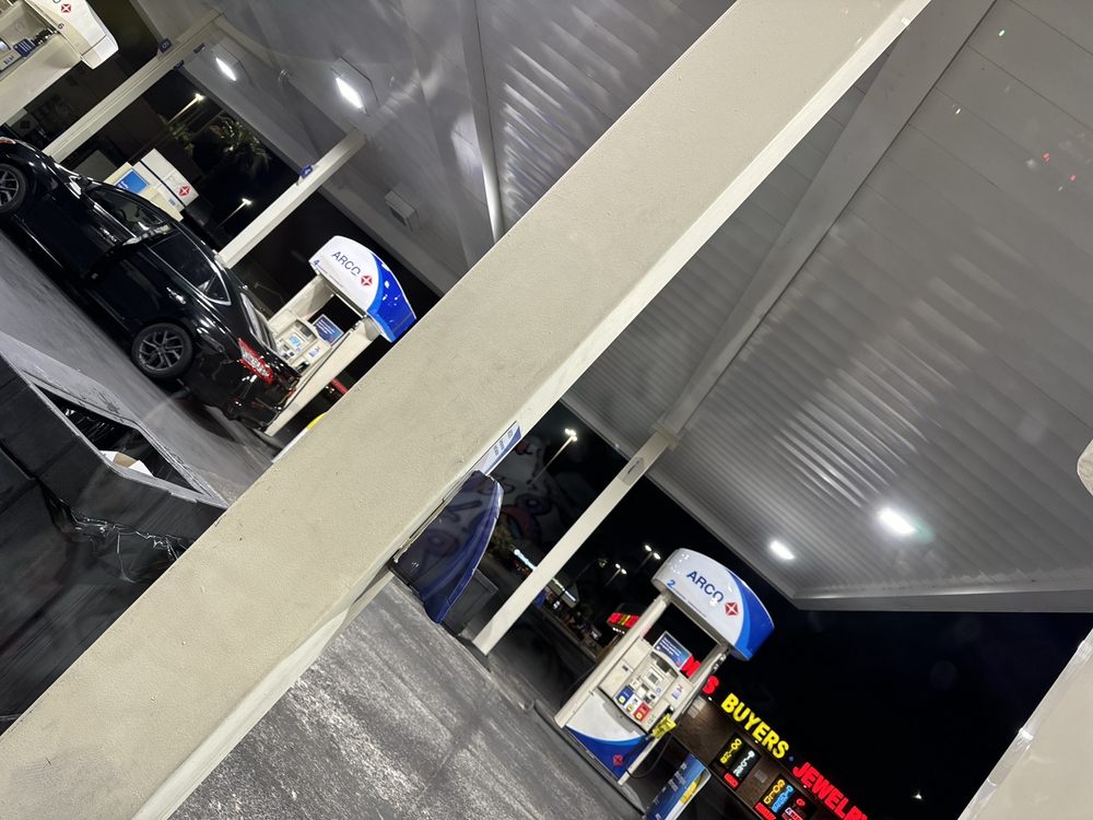 ARCO - Updated July 2025 - 12 Reviews - 6102 West Flamingo Rd, Las ...