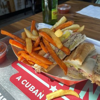 PALAVANA CUBANO - Updated October 2025 - 56 Photos & 33 Reviews - 906 ...