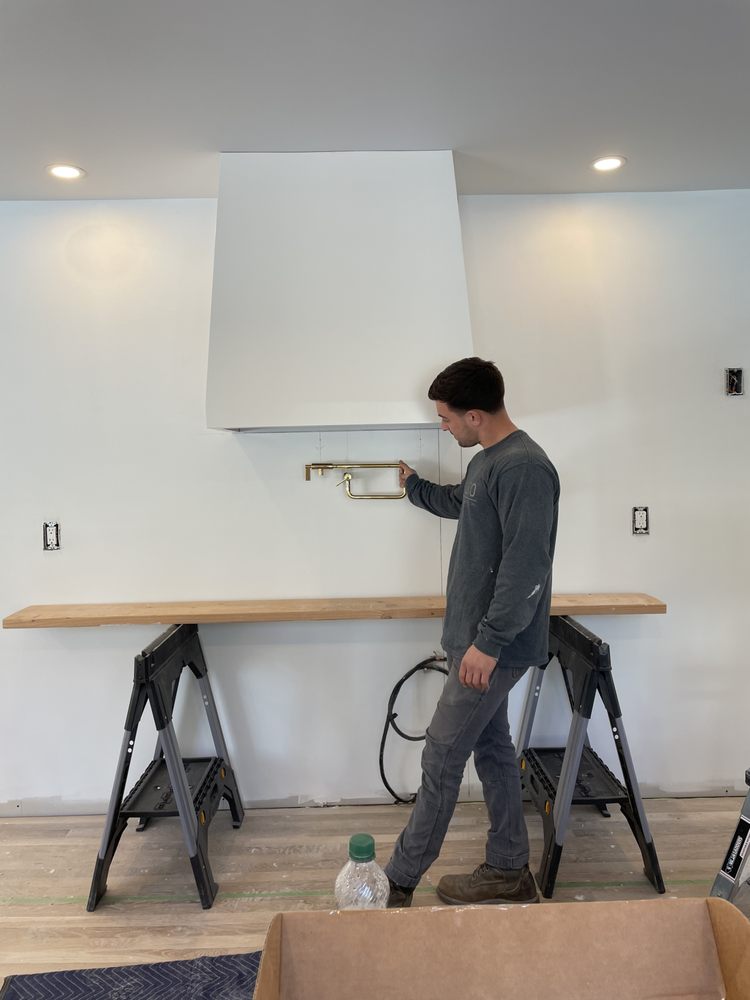 JAMES ATLAS WOODWORKS - Updated February 2025 - 23 Photos - 6 Model Ct ...