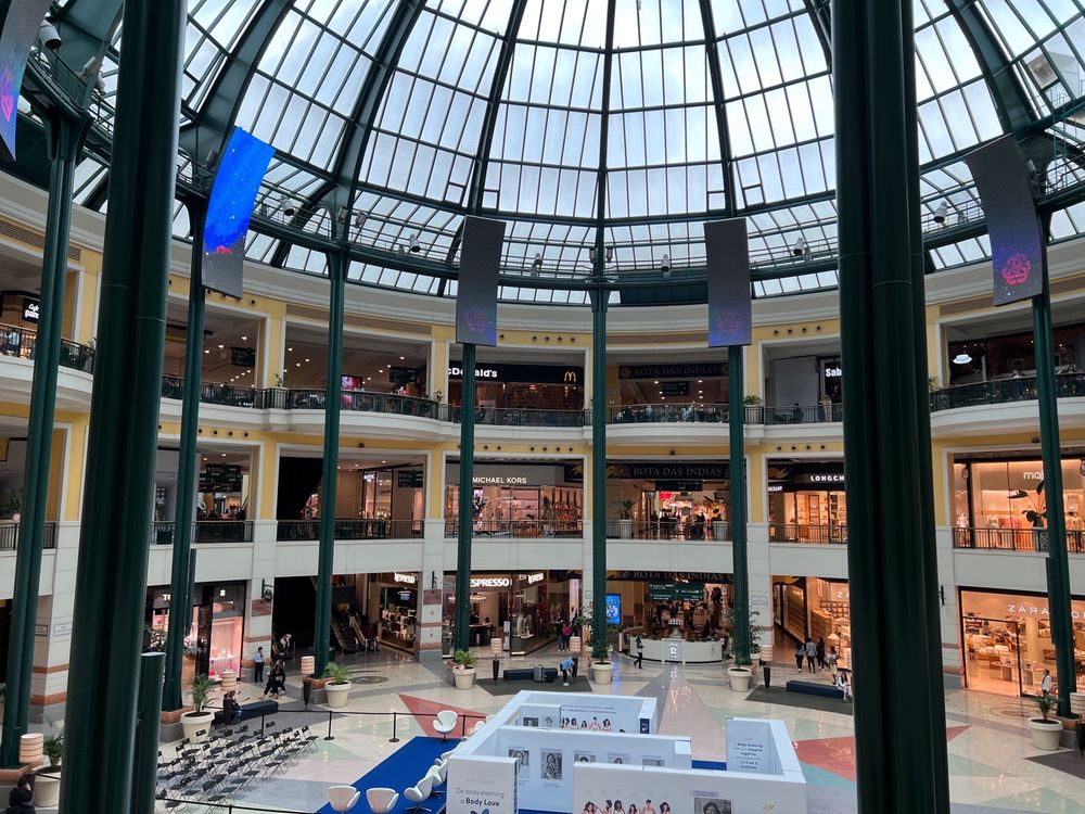 CENTRO COLOMBO - 129 Photos & 37 Reviews - Av. Lusiada, s/n, Lisboa ...