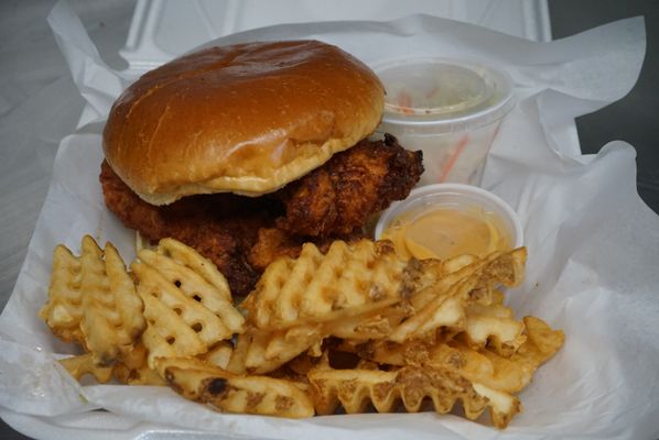 CHASIN CHICKEN - Updated November 2025 - 21 Photos - 10 Reviews - 2200 ...