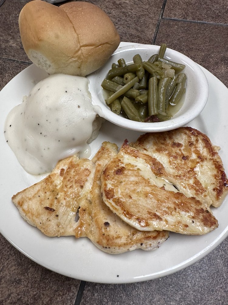 CATTLEMAN’S CAFE - Updated June 2024 - 24 Photos - 2908 US-54, Dalhart ...