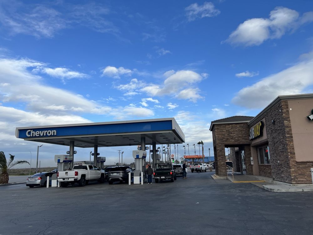 CHEVRON - Updated January 2025 - 31 Photos & 28 Reviews - 29727 ...