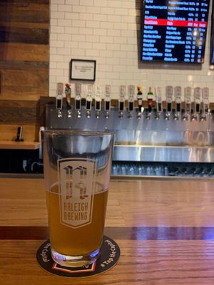 RALEIGH BREWING COMPANY - 182 Photos & 190 Reviews - 3709 Neil St ...