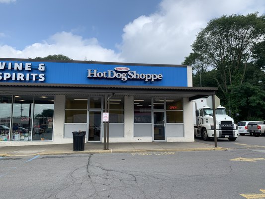 BRIGHTON HOT DOG SHOPPE - Updated August 2024 - 16 Photos & 17 Reviews ...