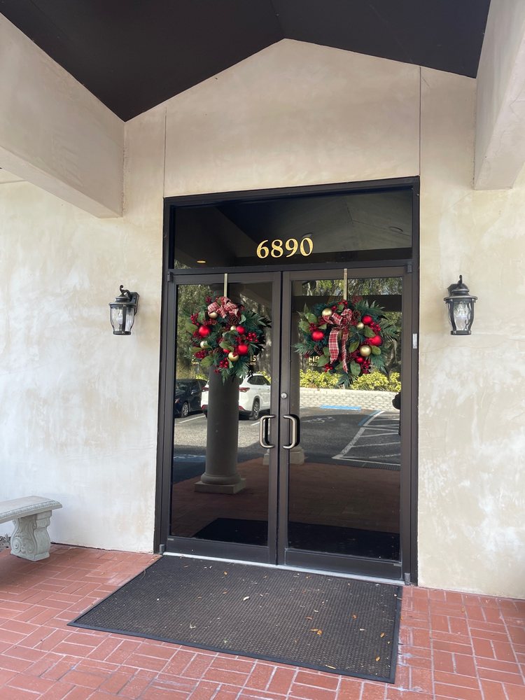 SCOTT D WARREN MD - Updated August 2025 - 19 Photos - 6890 Belfort Oaks ...