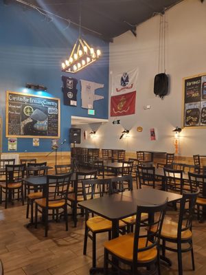 CAPSTAN BAR BREWING COMPANY - 53 Photos & 34 Reviews - 2036 Exploration ...