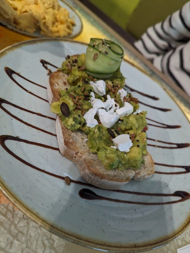 WONDERTREE - Updated March 2025 - 161 Photos & 82 Reviews - Terminal 2 ...