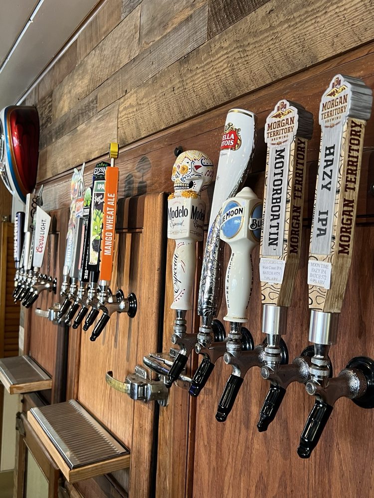 MOUNTAIN HOUSE BAR - Updated December 2025 - 84 Photos & 48 Reviews ...