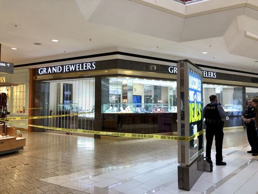 FAIR OAKS MALL - Updated May 2025 - 580 Photos & 224 Reviews - 11750 ...