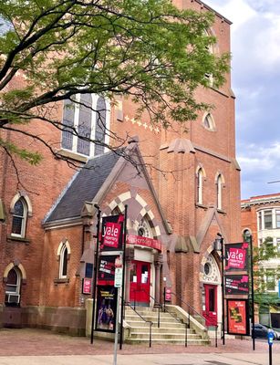 YALE REPERTORY THEATRE - Updated July 2025 - 12 Photos & 12 Reviews ...