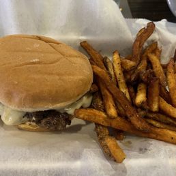 THE PITCH ON BUTLER - Updated June 2025 - 31 Photos & 12 Reviews - 4717 ...