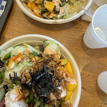 POKE TIKI - Updated October 2025 - 273 Photos & 375 Reviews - 424 S ...