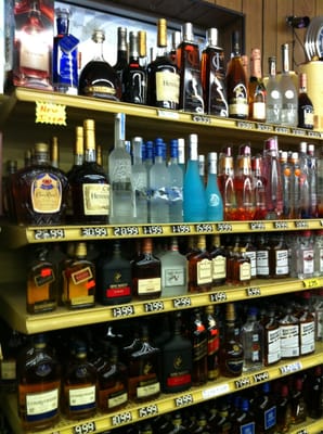 SUNSHINE’S LIQUOR - Updated June 2026 - 17 Photos - 701 Motter Ave ...