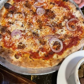 EVO PIZZERIA - Updated October 2024 - 917 Photos & 748 Reviews - 1075 E ...