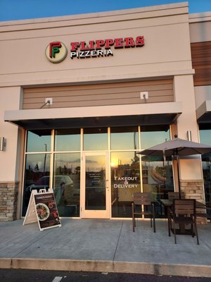 FLIPPERS PIZZERIA - Updated December 2025 - 46 Photos & 49 Reviews ...