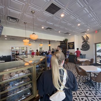 PARLOR DOUGHNUTS - Updated June 2024 - 173 Photos & 72 Reviews - 805 W ...