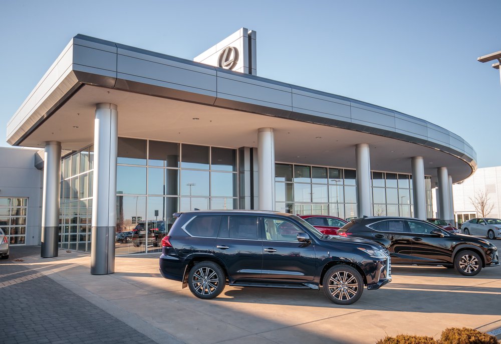 LEXUS OF WICHITA - 10 Photos & 15 Reviews - 1555 N Greenwich Rd ...