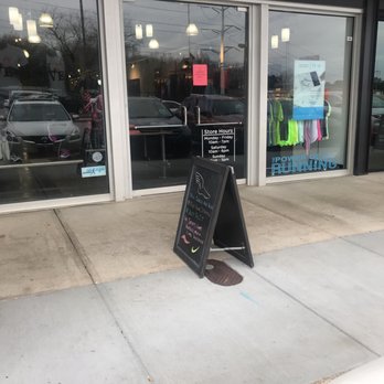 FLEET FEET - Updated January 2026 - 24 Photos & 53 Real Reviews - 3524 ...