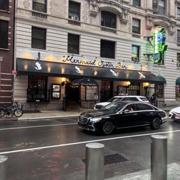 MERMAID OYSTER BAR - Updated November 2024 - 321 Photos & 151 Reviews ...