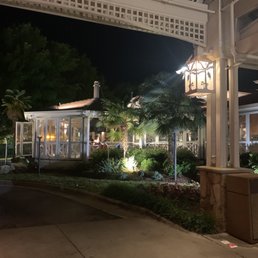 BAHAMA BREEZE - Updated May 2025 - 719 Photos & 574 Reviews - 3309 Wake ...