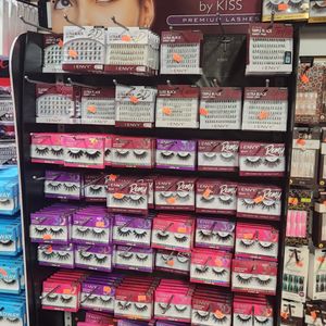 TISUN BEAUTY - Updated January 2025 - 41 Photos & 74 Reviews - 5420 N ...