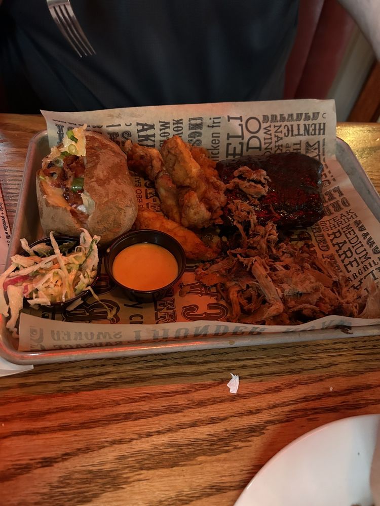 CALHOUN’S - Updated December 2025 - 45 Photos & 110 Reviews - 751 ...