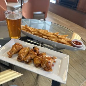 DAMAN’S BAR AND GRILL - Updated July 2024 - 58 Photos & 127 Reviews ...