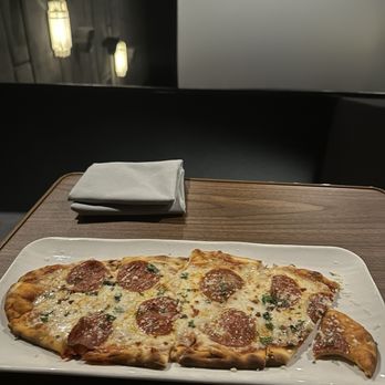 REEL LUXURY CINEMAS - Updated November 2025 - 225 Photos & 91 Reviews ...