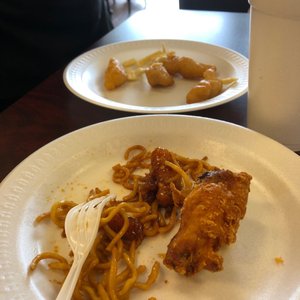 MAIN MOON CHINESE RESTAURANT - Updated April 2025 - 18 Photos & 29 ...