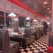 THE SHINY DINER - 203 Photos & 261 Reviews - Diners - 1550 Buck Jones ...